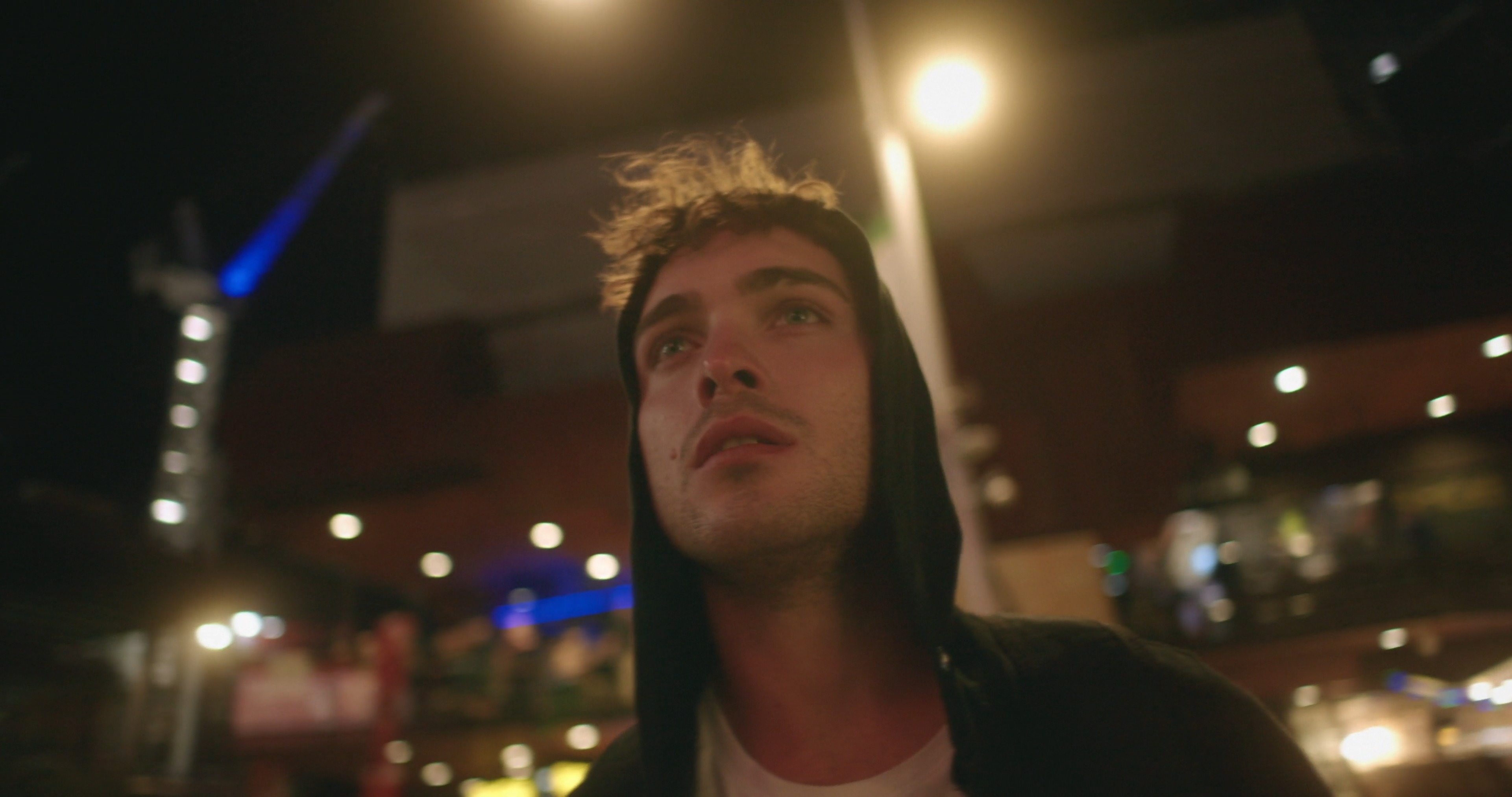 Discover wandering-at-night, a story-driven footage | Artlist