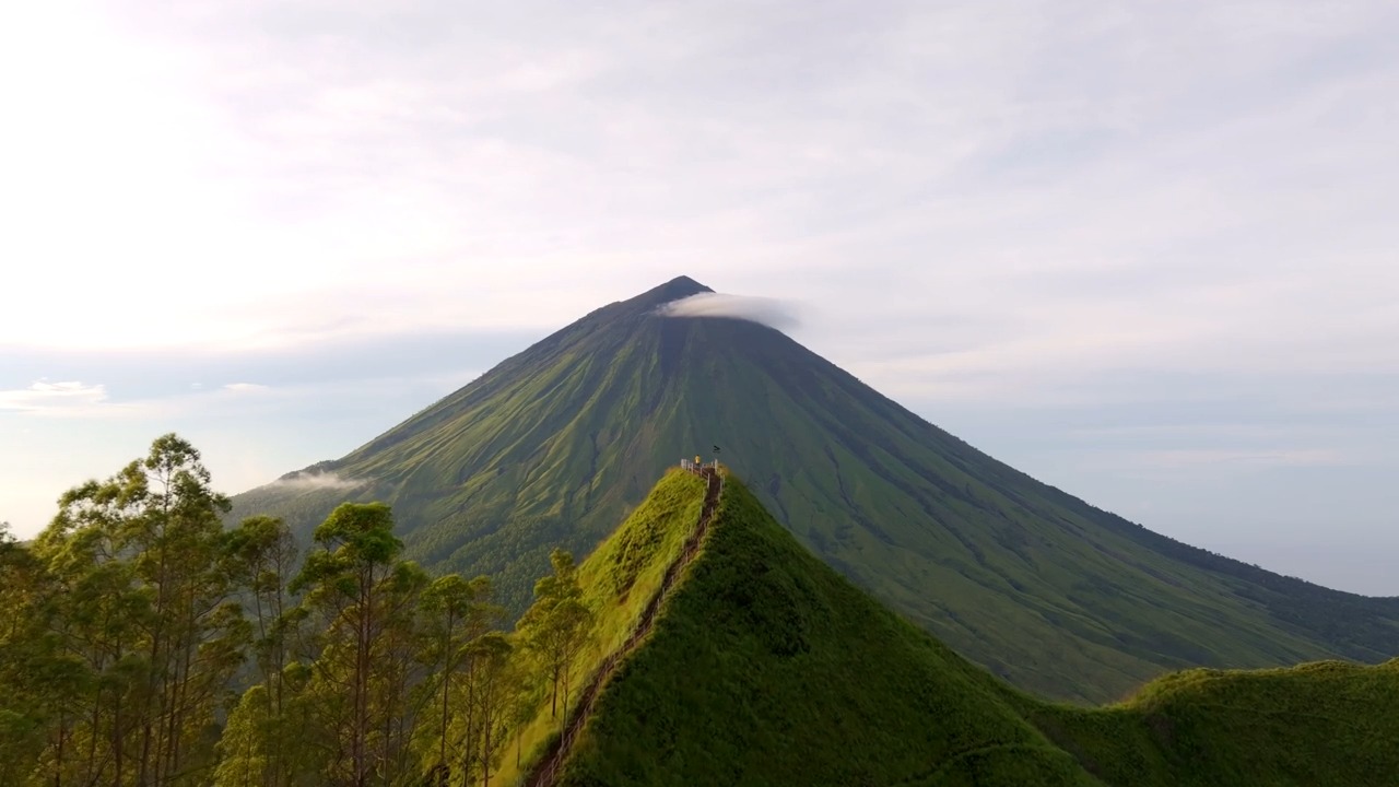 Discover mount-inerie, a story-driven footage | Artlist