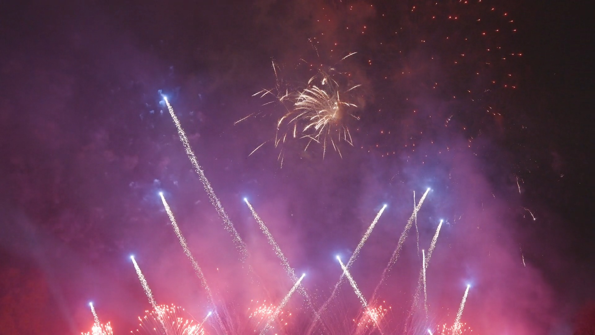 Discover fireworks-celebrations, a story-driven footage | Artlist