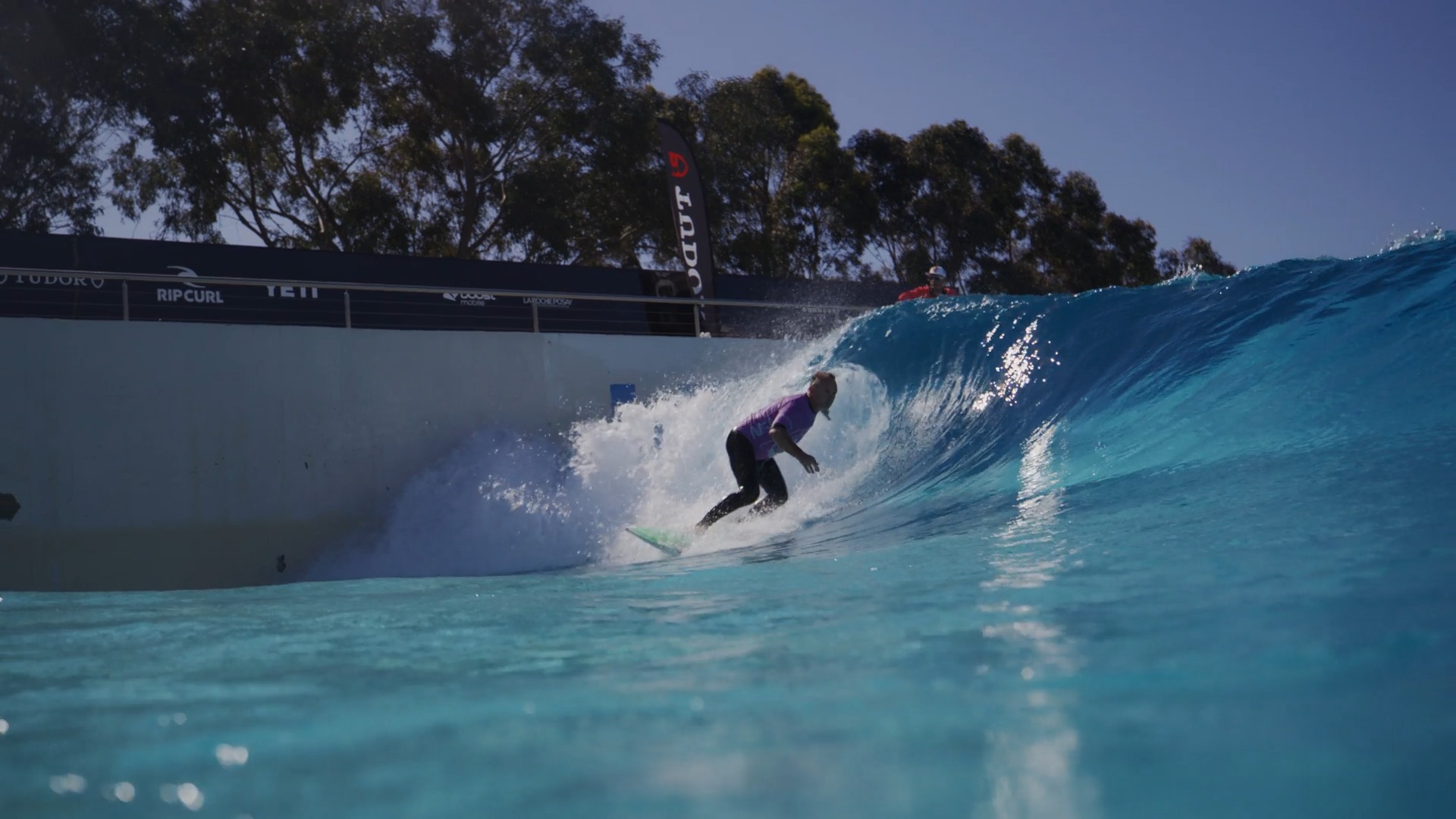 Discover wave-pool-surfing, a story-driven footage | Artlist