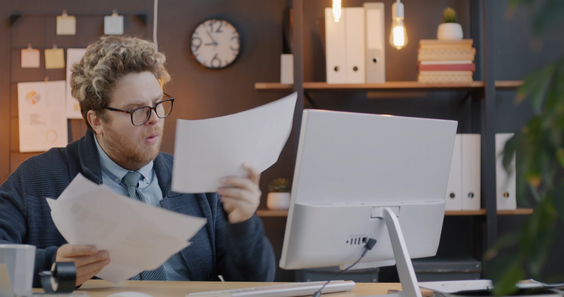 Discover business-loops, a story-driven footage | Artlist