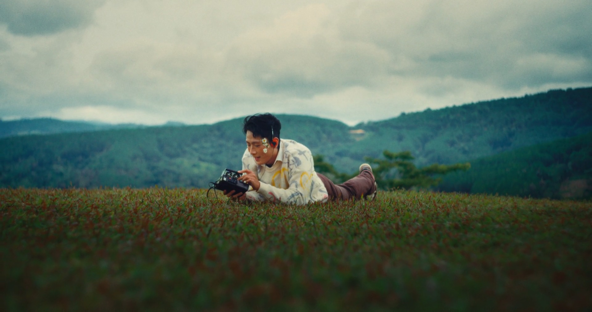 Discover flower-boy, a story-driven footage | Artlist